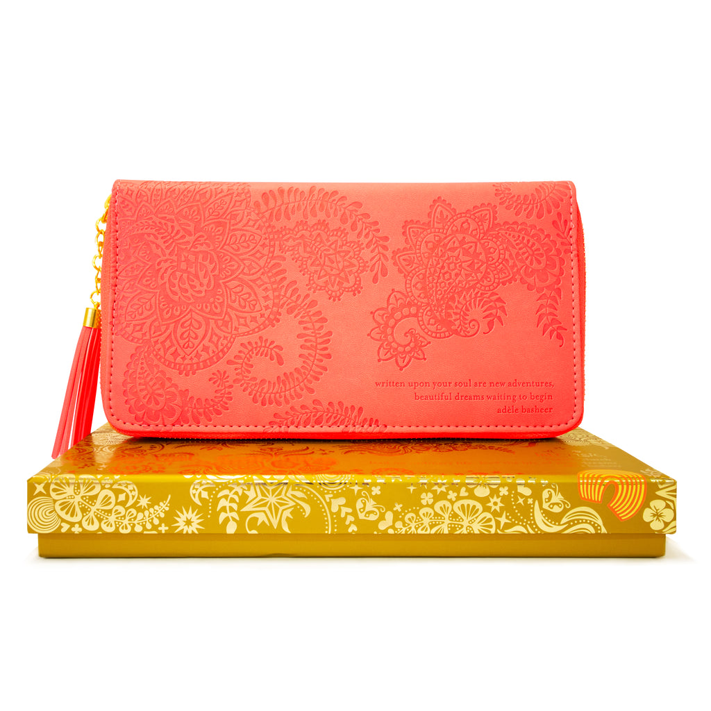 Peach Travel Clutch in Gift Box – Intrinsic
